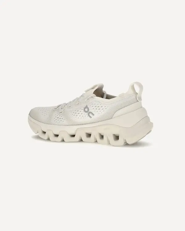 On X Tempo Athletic Sneakers - Cream