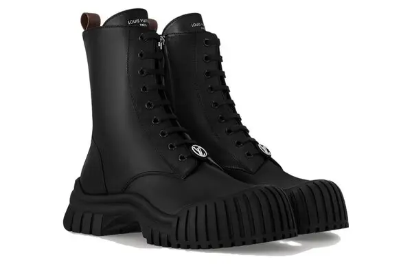 LOUIS VUITTON Ruby Flat Ranger Boots