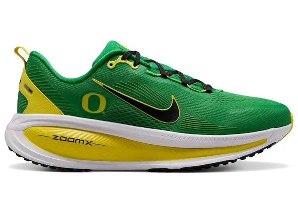 Nike Vomero 18 Oregon Athletic Sneakers - Apple Green/white/black