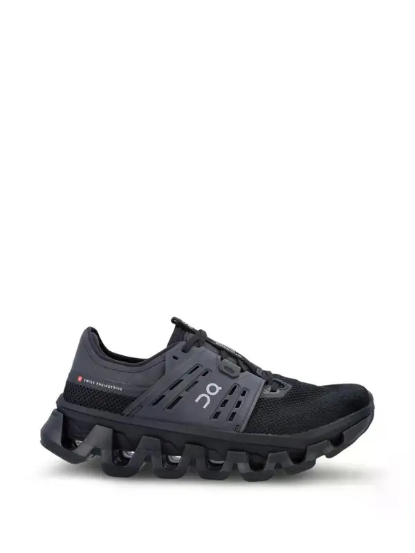 On Cloudswift Amp Sneakers