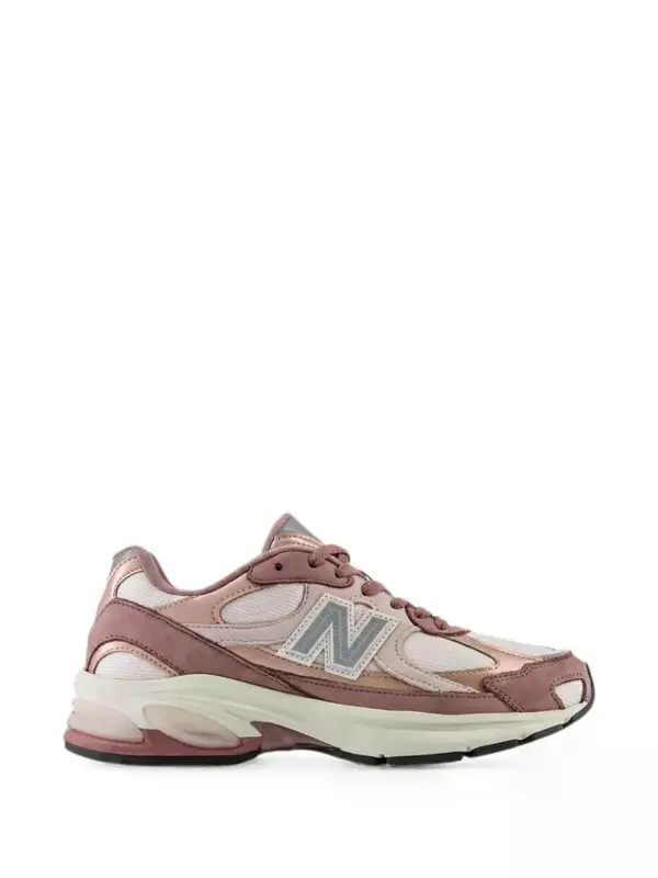 NEW BALANCE 2010 Logo-patch Sneakers