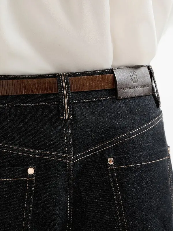 Brunello Cucinelli Loose Barrel Leg Jeans In No Fade Denim - Black