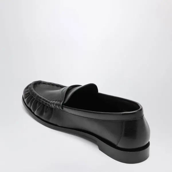 Saint Laurent Le Loafer In Leather - Black