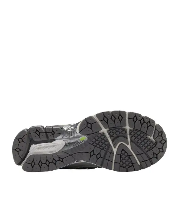 NEW BALANCE 1906r Low-top Sneakers - Grey