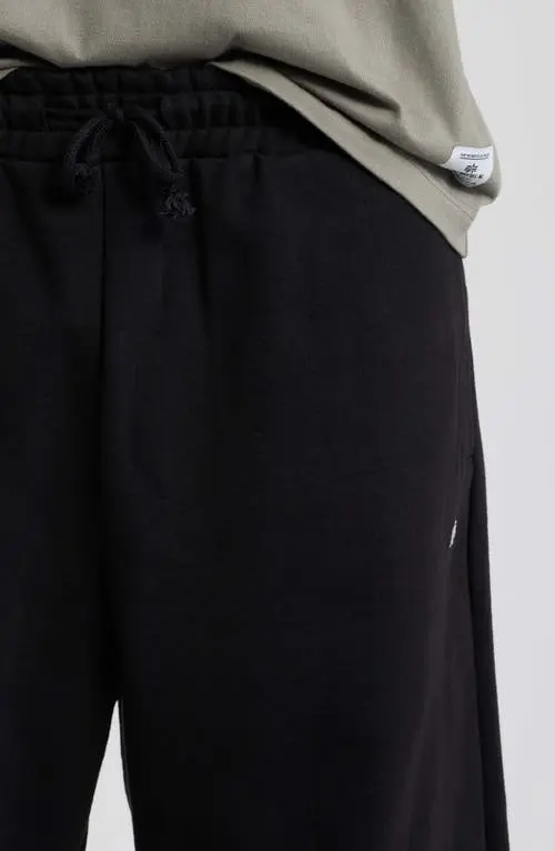 Alpha Industries Essential Relaxed Sweatpants - Black