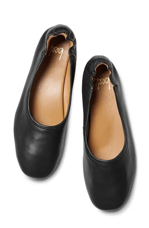 Beek Swan Leather Ballet Flat - Black
