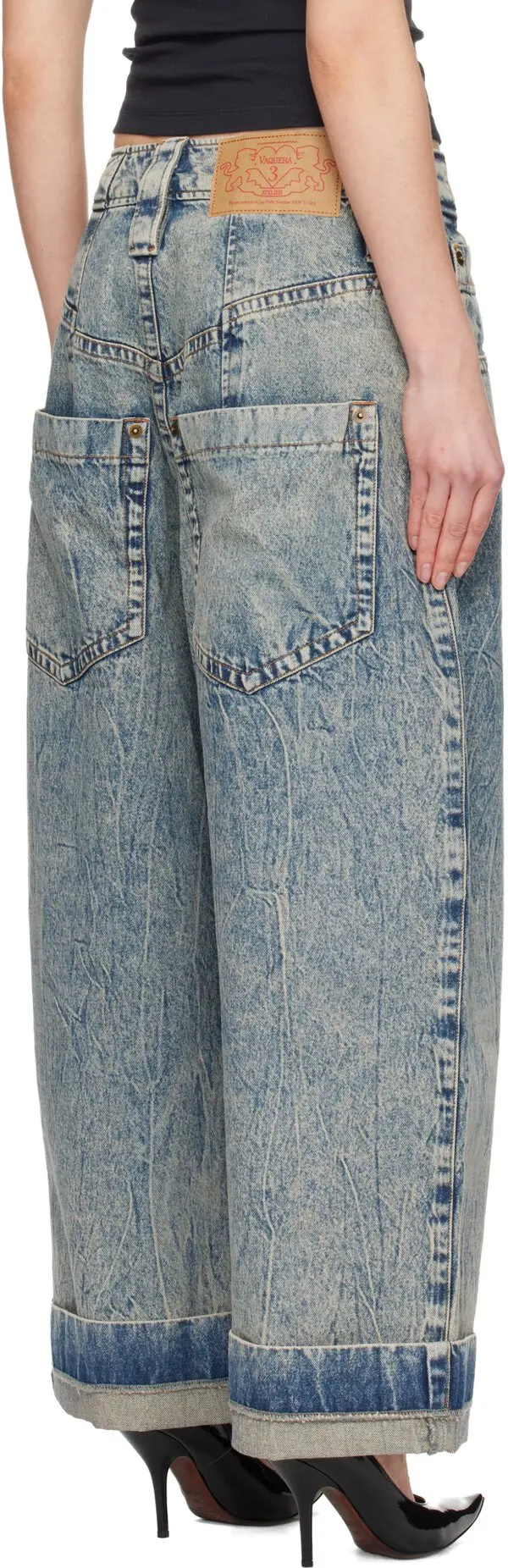 Vaquera Low-waisted Wide-leg Jeans With Rolled Cuffs