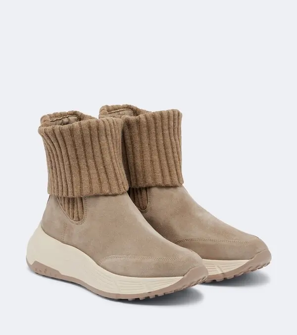 Hogan H669 Knitted Suede Ankle Boots - Beige