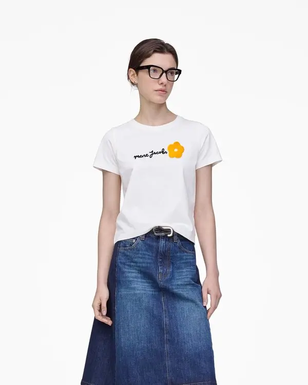 Marc Jacobs Daisy Logo Slim Tee In Size
