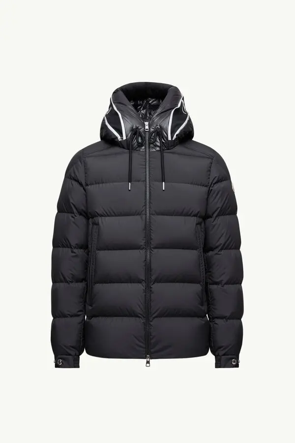 Moncler Cardere Hooded Short Down Jacket