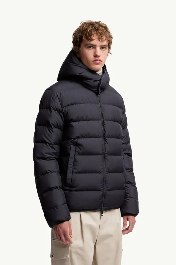 Moncler Montbrocq Hooded Short Down Jacket