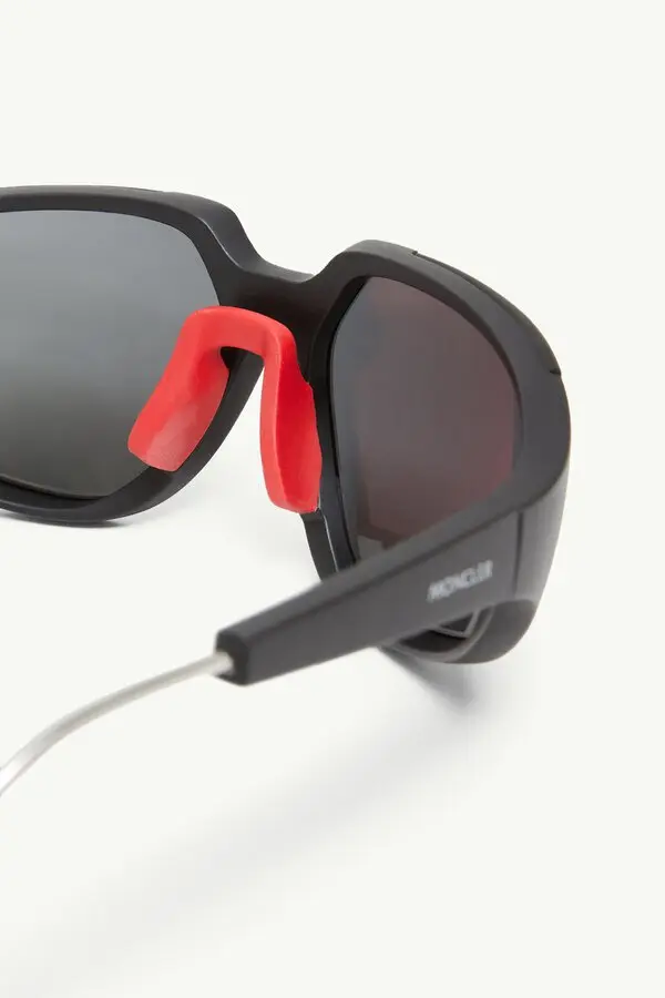 Moncler Laszer Mask Sunglasses