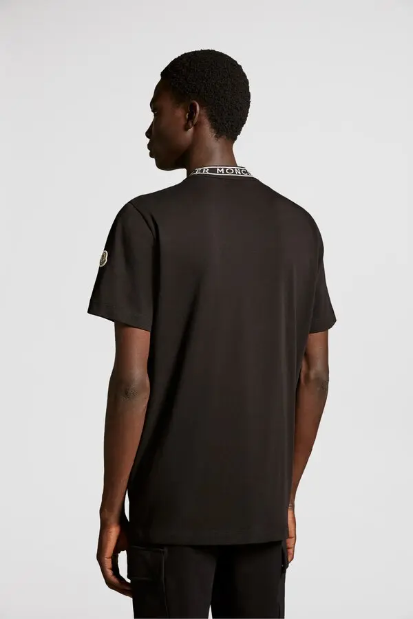 Moncler Logo T-shirt - Black