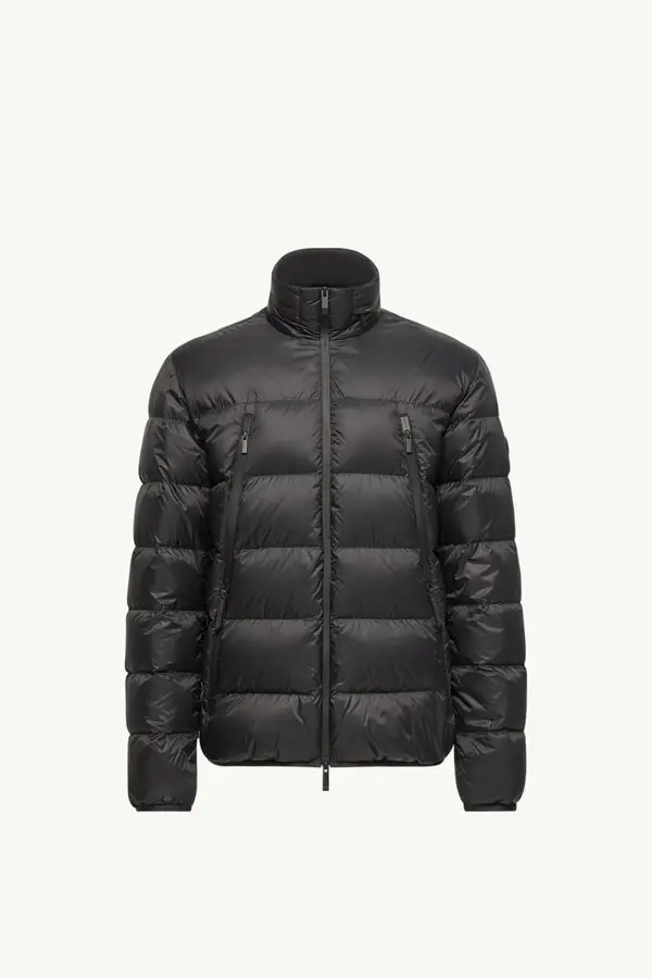 Moncler Dalalven Short Down Jacket - Black