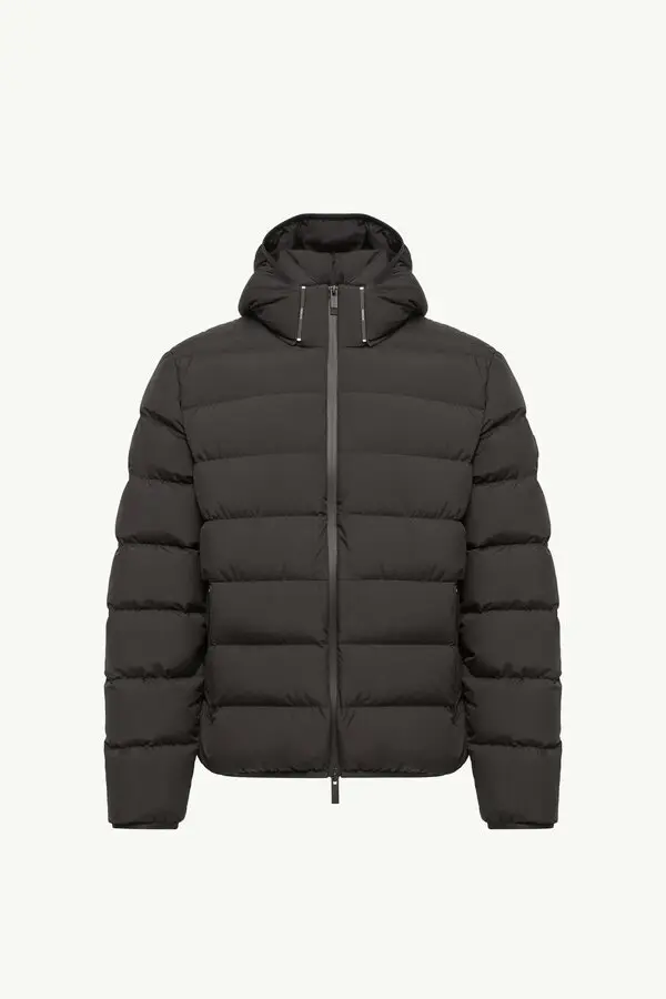 Moncler Arajoki Hooded Short Down Jacket