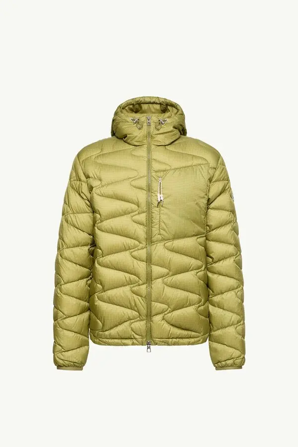 Moncler Tidone Hooded Wave Quilted Short Down Jacket