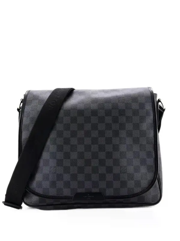 LOUIS VUITTON Daniel Messenger Bag Damier Graphite Mm Crossbody Bag - Black