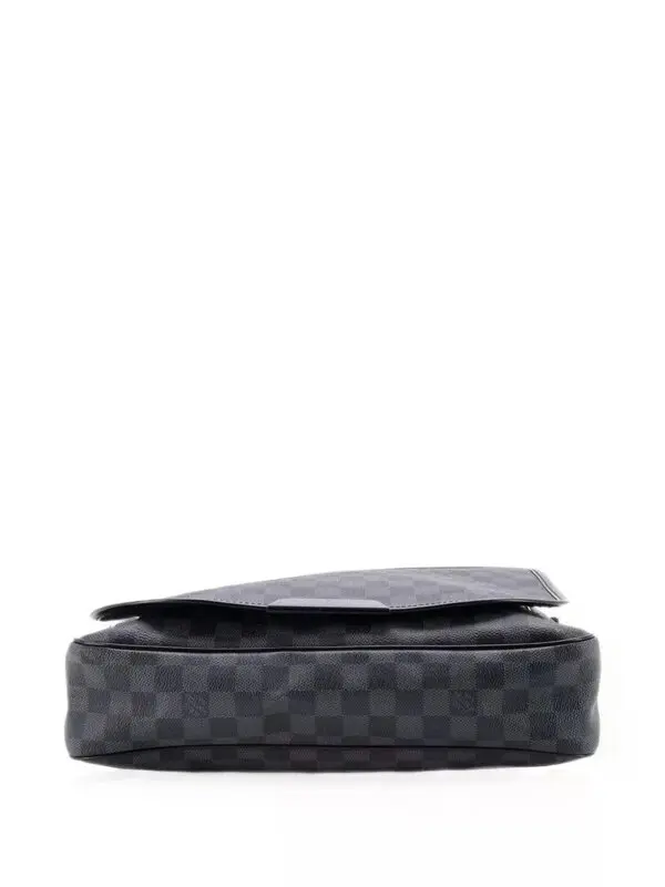 LOUIS VUITTON Daniel Messenger Bag Damier Graphite Mm Crossbody Bag - Black