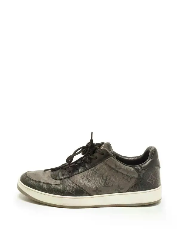 LOUIS VUITTON Eclipse Monogram Sneakers - Black