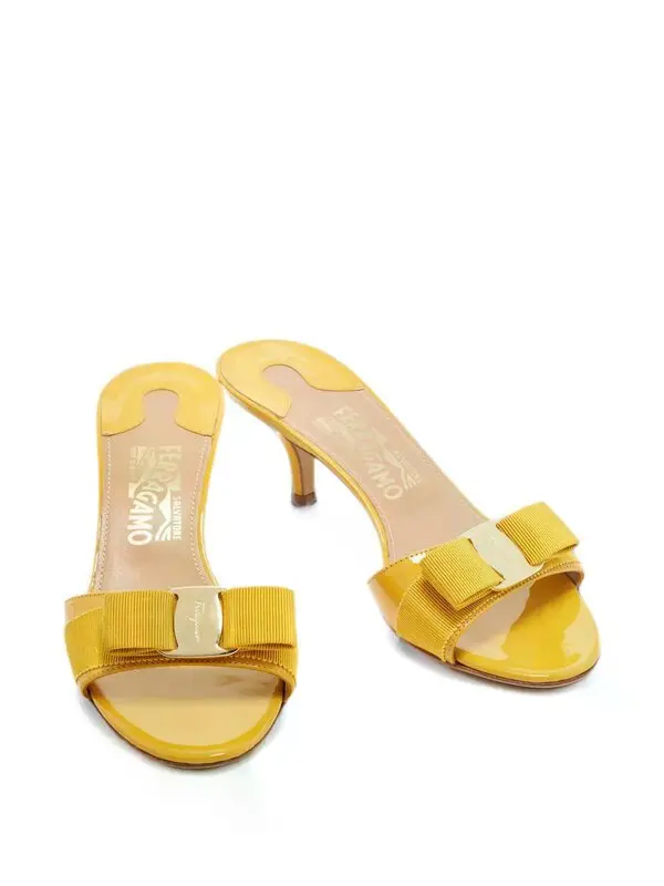 FERRAGAMO Vara Bow Sandals
