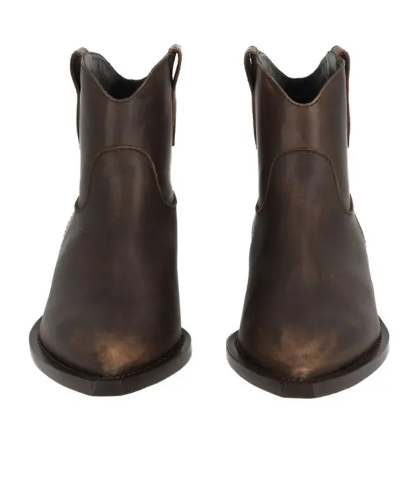VIA ROMA 15 Pointed-toe Ankle Boots