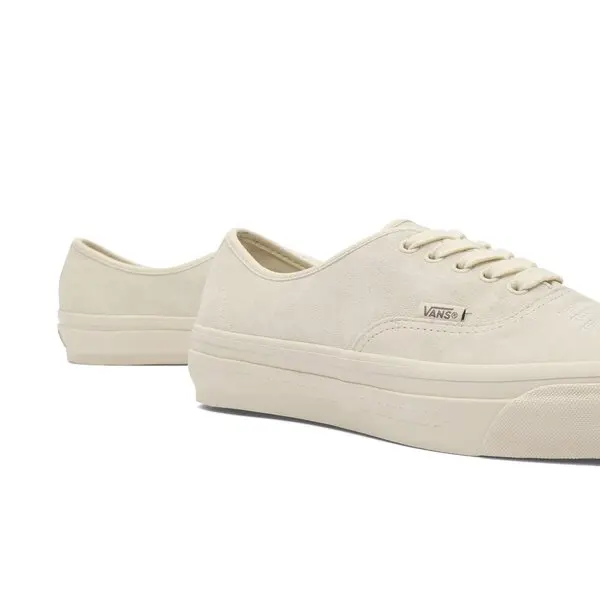 VANS X Neighbourhood Authentic 44 Sneaker