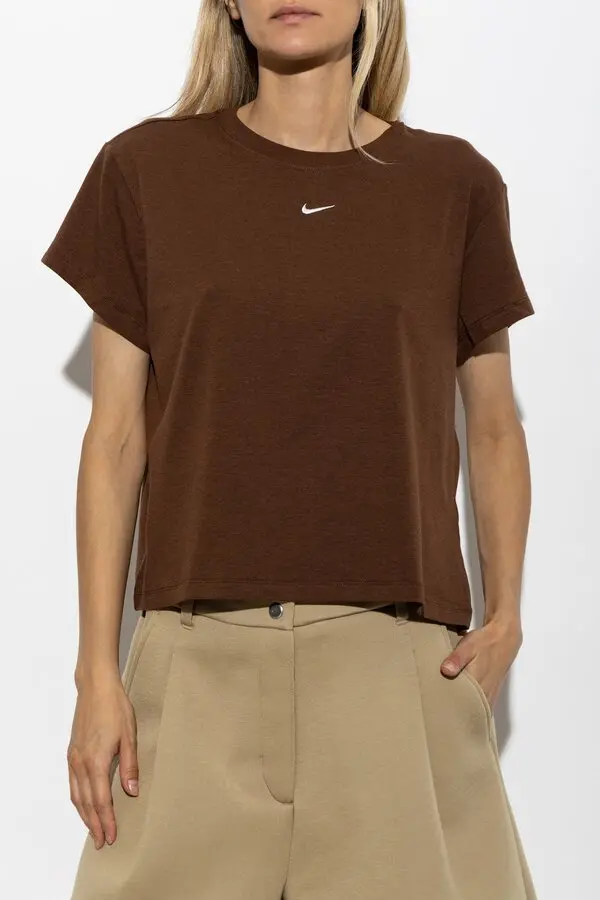 Nike Embroidered Logo T-shirt