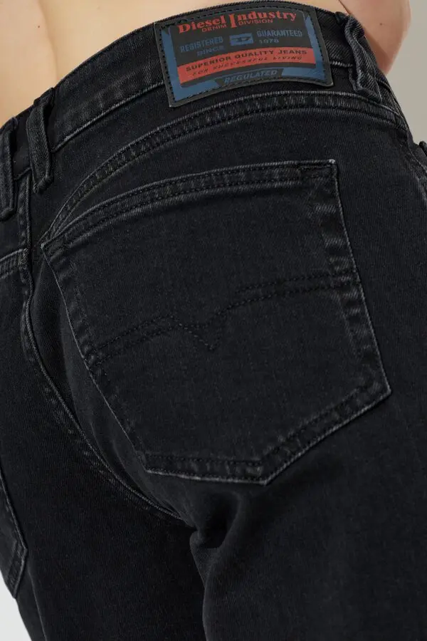 DIESEL® 1992 D-jiann' Jeans