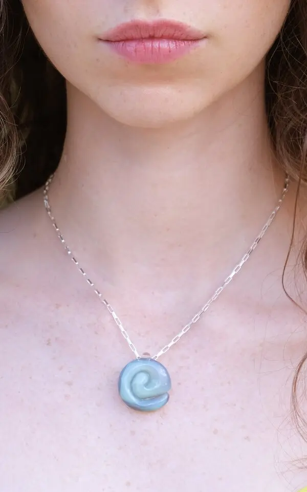 KEANE Spiral Shell Necklace - Blue