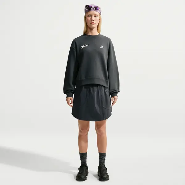 Nike Tuff Fleece" Crew-neck Sweatshirt