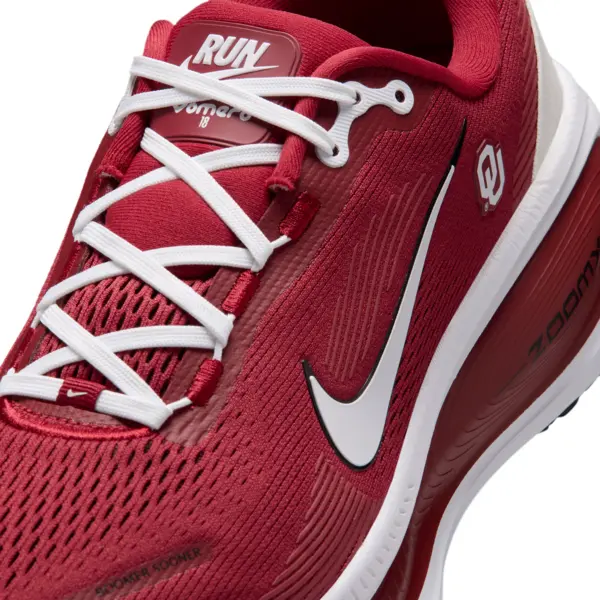 Nike College Vomero 18 Road Running Shoes - Red