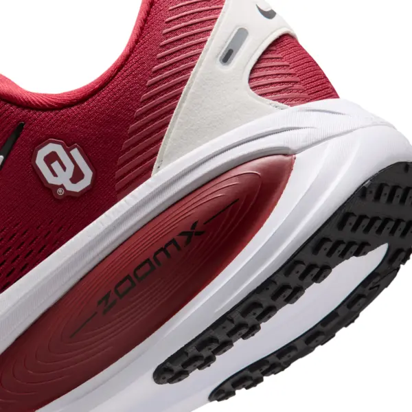 Nike College Vomero 18 Road Running Shoes - Red