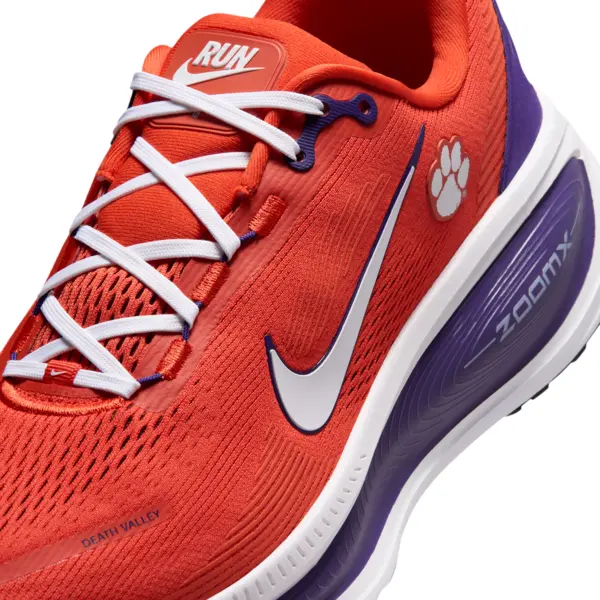 Nike College Vomero 18 Road Running Shoes - Orange