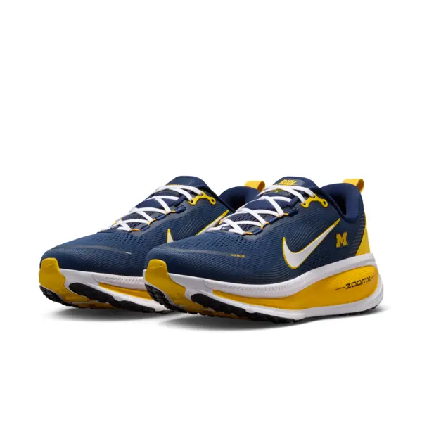 Nike College Vomero 18 Road Running Shoes - Blue