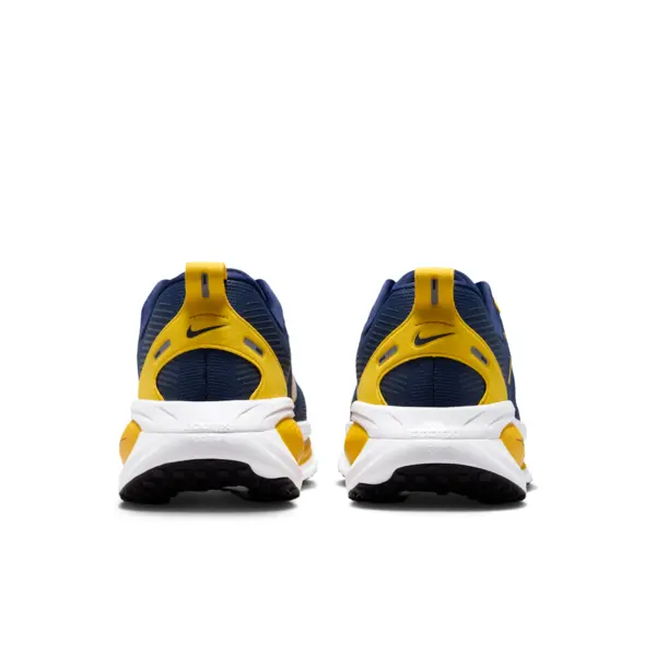 Nike College Vomero 18 Road Running Shoes - Blue