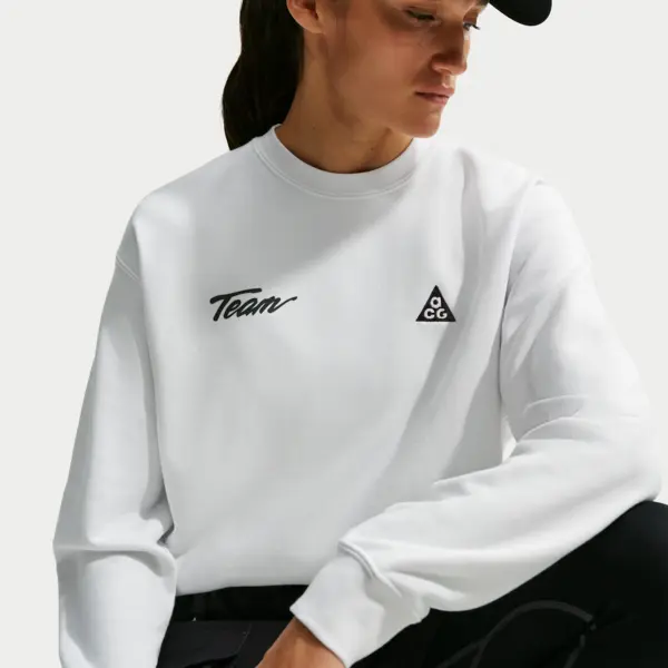 Nike Tuff Fleece" Crew-neck Sweatshirt