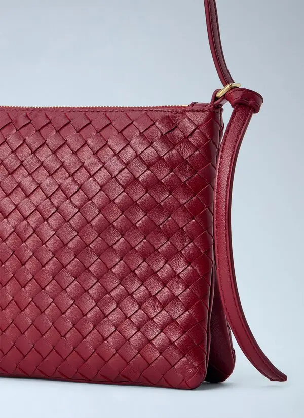 Bottega Veneta Intrecciato Piccolo Medium Pouch