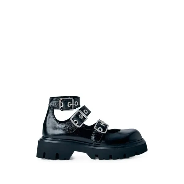 VIVIENNE WESTWOOD Shoes