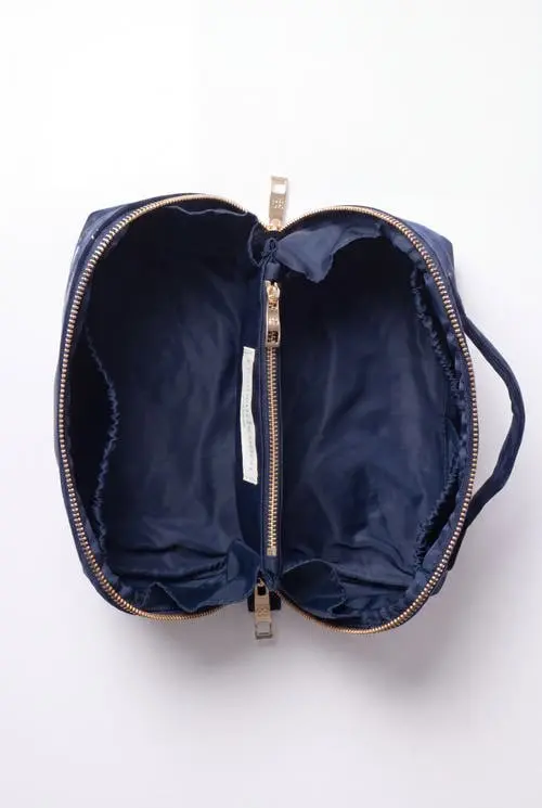 ELIZABETH SCARLETT Mystical Whale Velvet Open Flat Makeup Bag