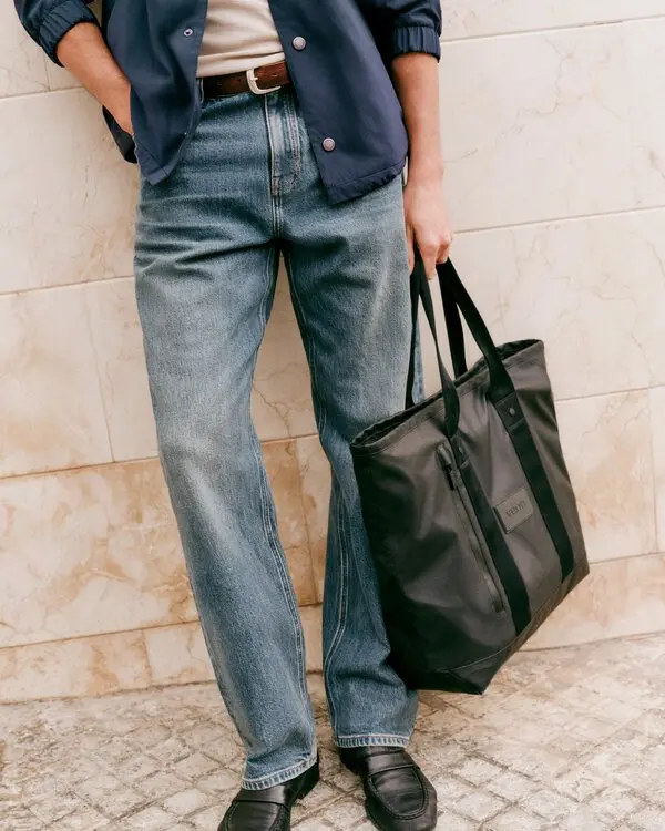 Vuori Vintage Jean Relaxed Fit - Medium Wash Denim