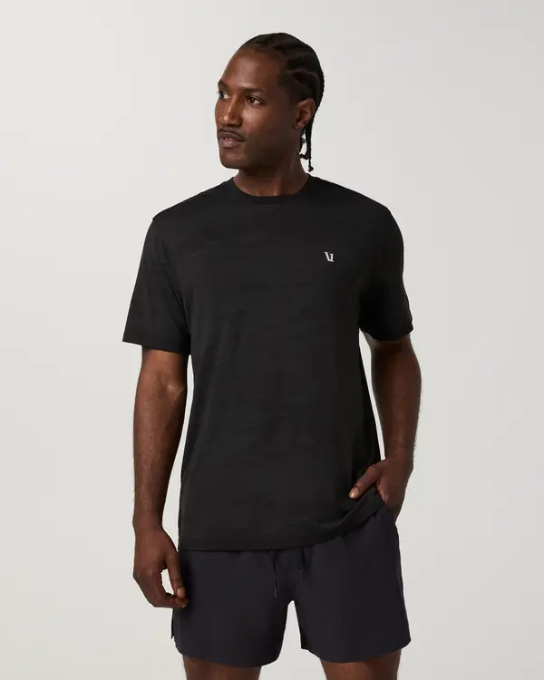 Vuori Short Sleeve Clearview Engineered T-shirt - Black