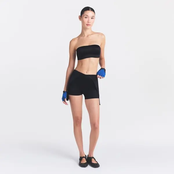 SKIMS Suspender 2.5" One Piece | Black | | Nike Satin Shine