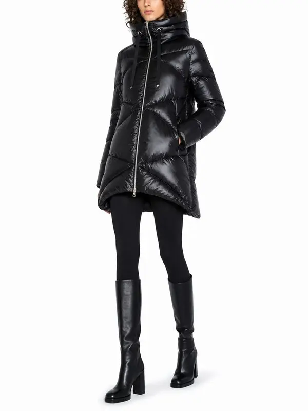 Herno Quilted Down Jacket With High Neck - Black