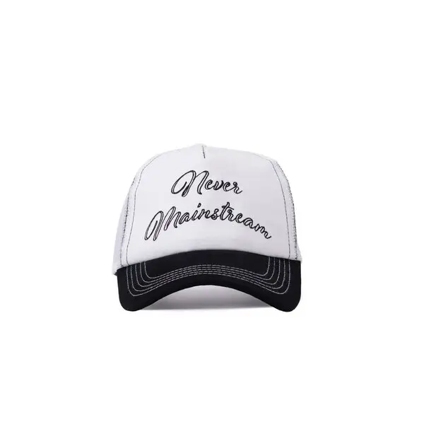 UNTAPPED Never Mainstream Trucker : Stay Outside The Algorithm