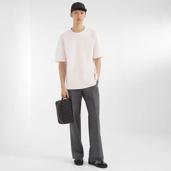 Fendi Ff Detailed Zipped Toiletry Case