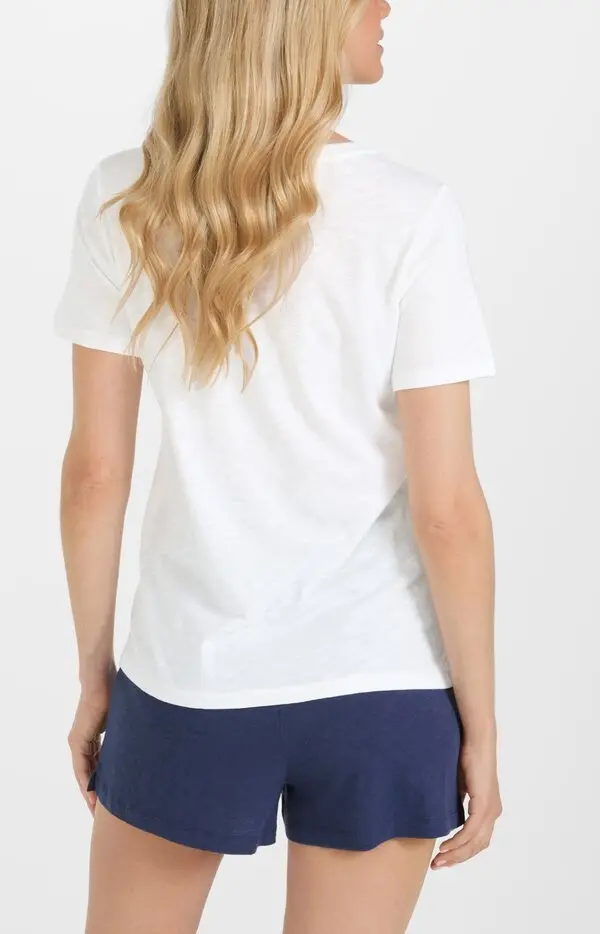 JUVIA Christina T-shirt