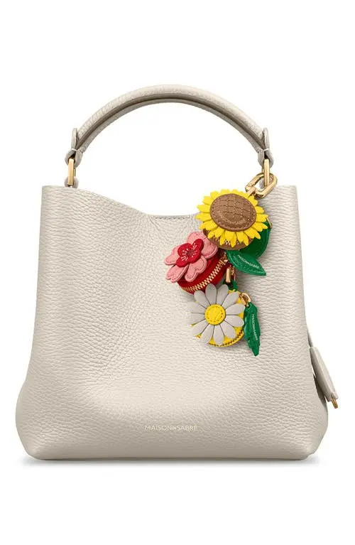 MAISON DE SABRE The Sabrémoji Bloom Charm - Wild Daisy