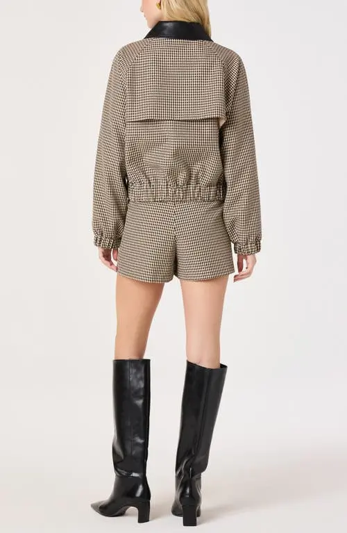 Astr The Label Billie Gingham Jacket With Faux Leather Collar