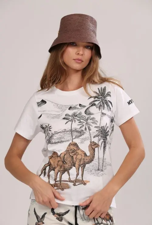 Las Surenas Mystic T-shirt