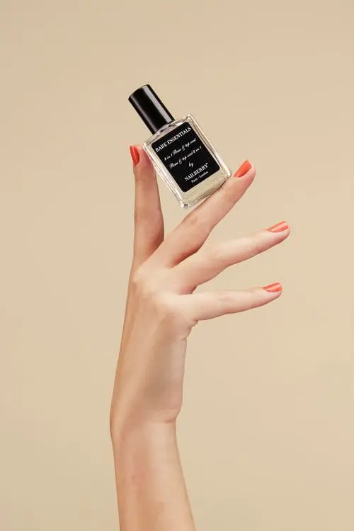 NAILBERRY Bare Essentials2 In 1 Base & Top Coat